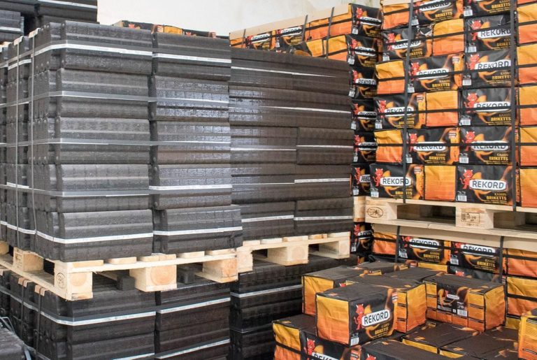 Brichete din Carbune Brun Germania - Cărbuni brichete de foc